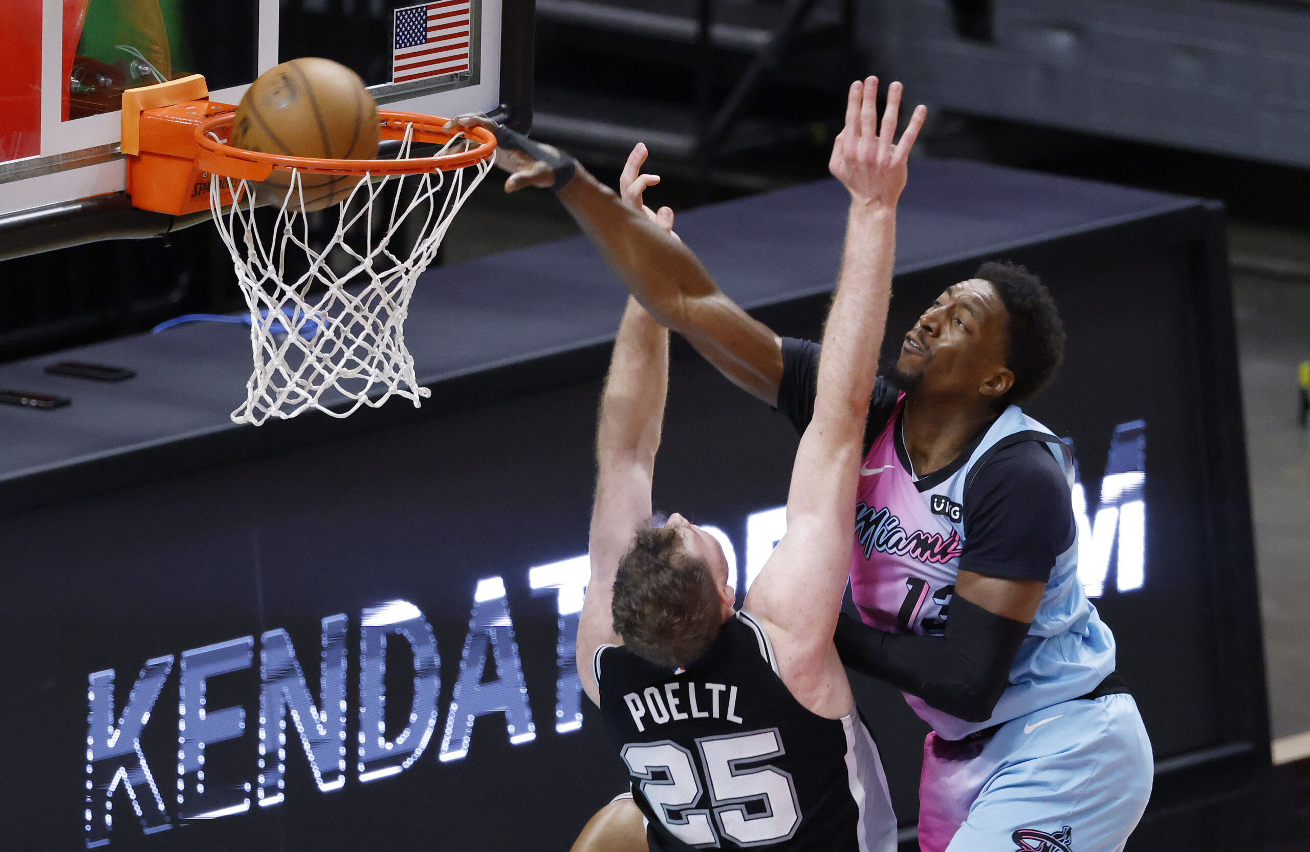 Top 10 Dunks of the Week | NBA.com Philippines